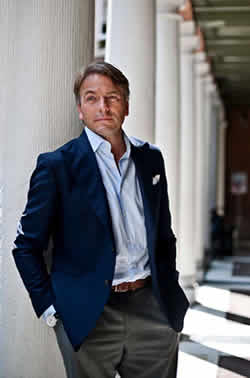 Interview in The Hot Tub … Raymond Cloosterman - The Hot Tub from ...