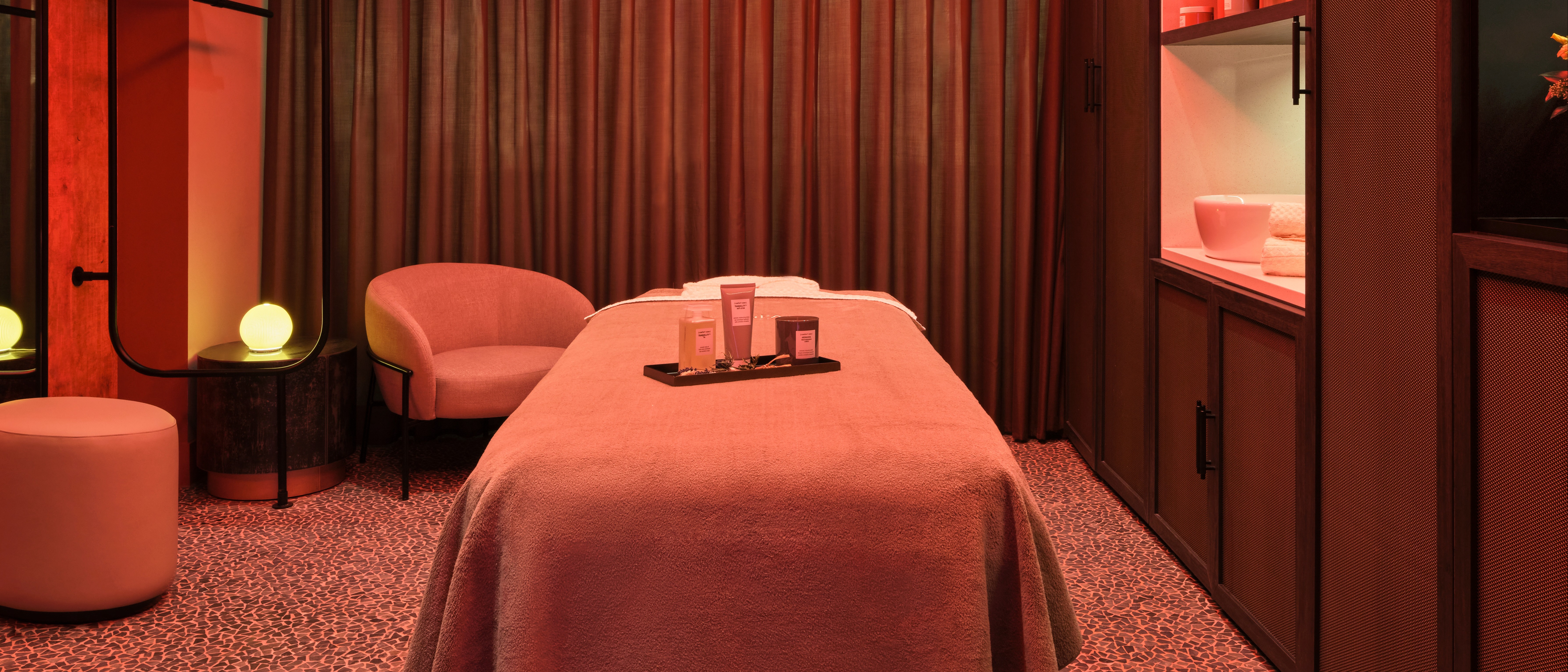 Away Spa at W Edinburgh | Spabreaks.com