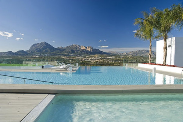 Immaculate Conception: Fertility Treatment With a Twist - The Hot Tub ...