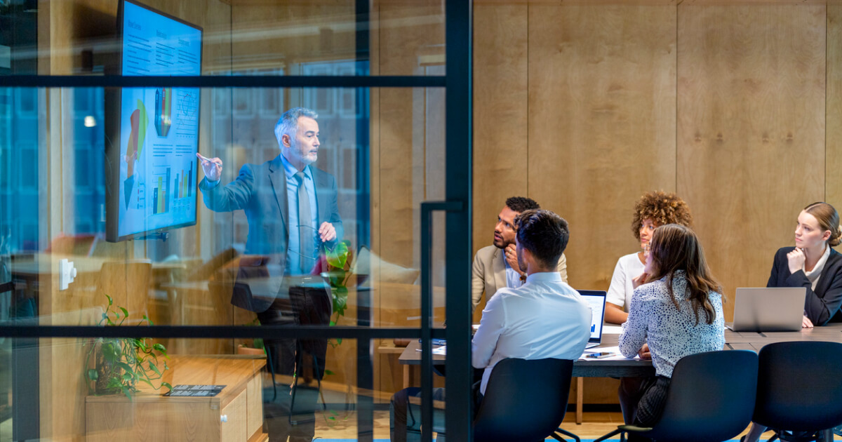 The 30-60-90 Day Sales Onboarding Playbook: Training New Reps for ...