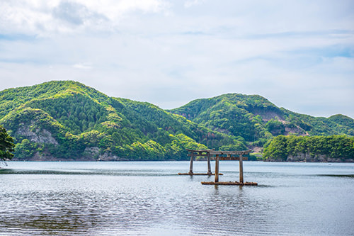 Trekking, Kayaking: Trace the origins of the Japanese people on ...