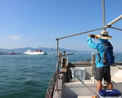 Beppu Bay fishing boat cruise | Kyushu Tourism Organization | Visit Kyushu