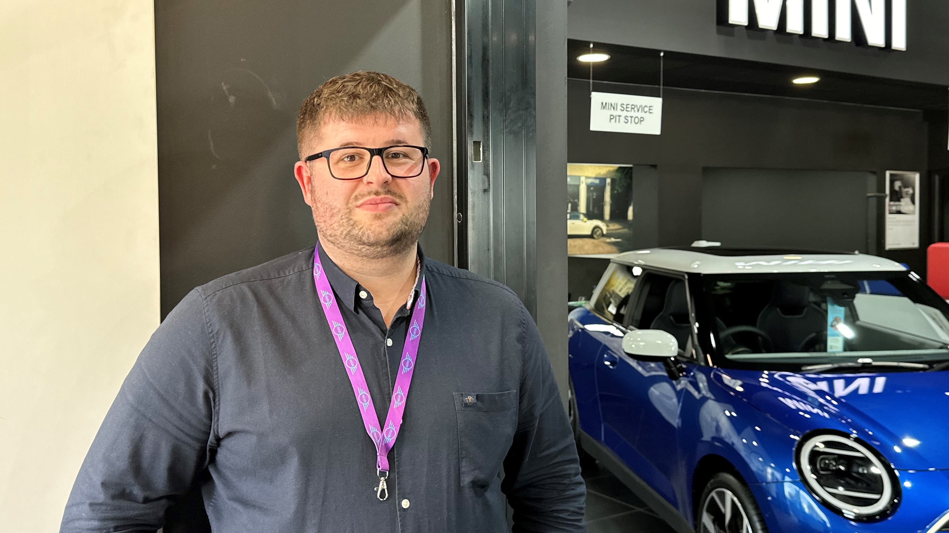 About Your Local MINI Retailer | Marshall Hampshire