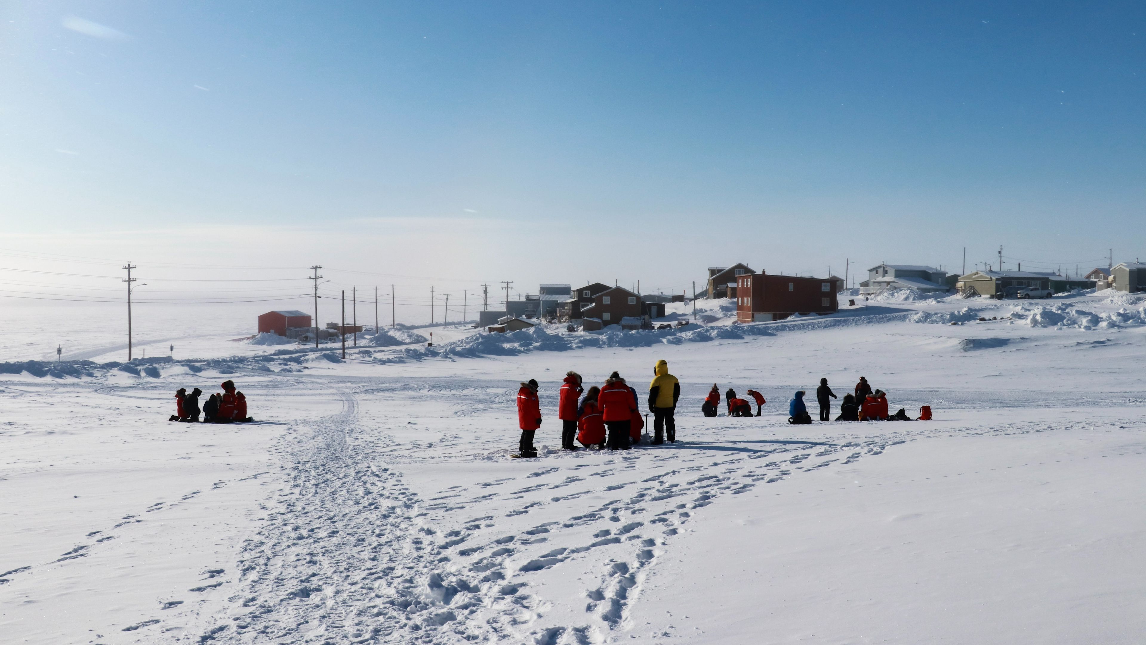 Meet the students studying the fate of Arctic snow - The Weather Network