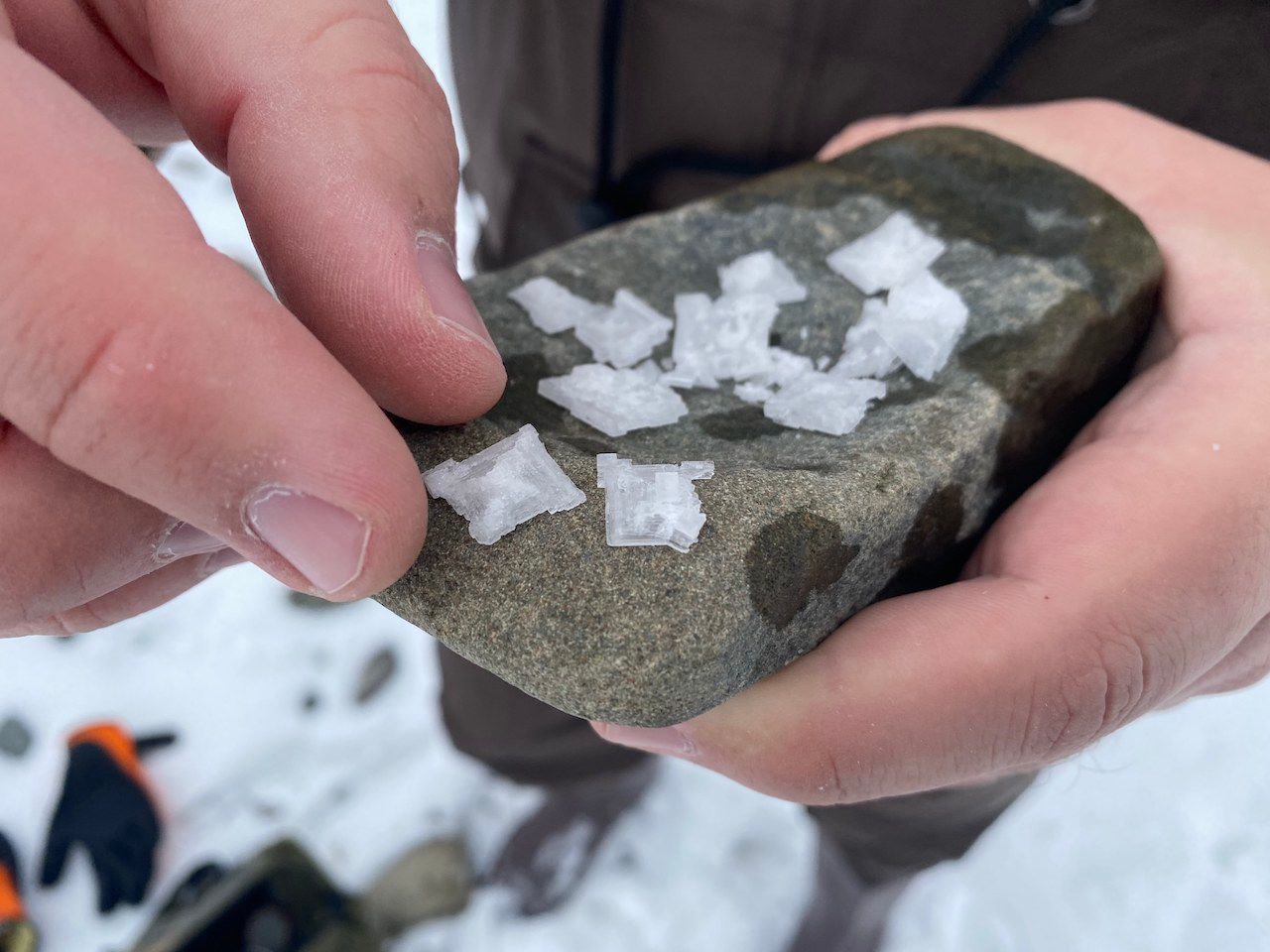 Nova Scotia man shows you how to make salt from seawater - The Weather ...