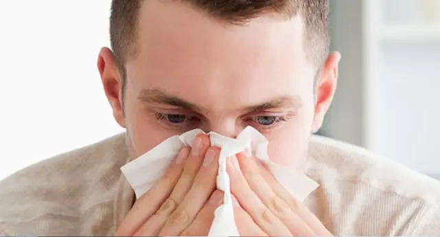Cold vs. Allergies: Understand Your Symptoms | TYLENOL®