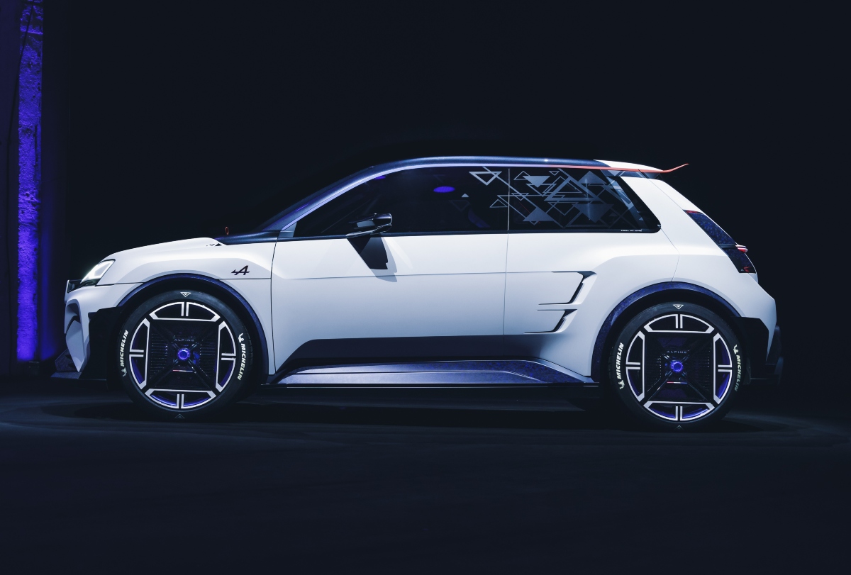 Alpine A290: Price, Specs and Release Date - CarGurus.co.uk