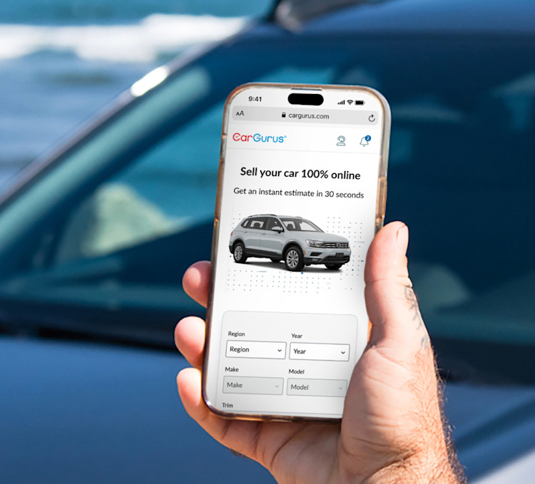 Buy & Sell Cars: Reviews, Prices, and Financing - CarGurus.ca