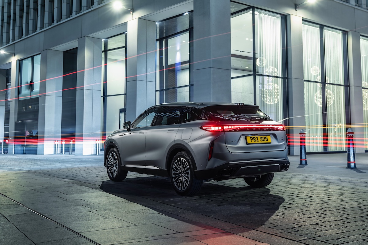 2025 Omoda 9: Price, Specs and Release Date - CarGurus.co.uk