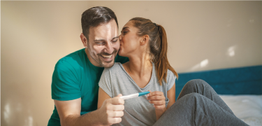 First Trimester Guide: Symptoms and Tips | Pampers CA