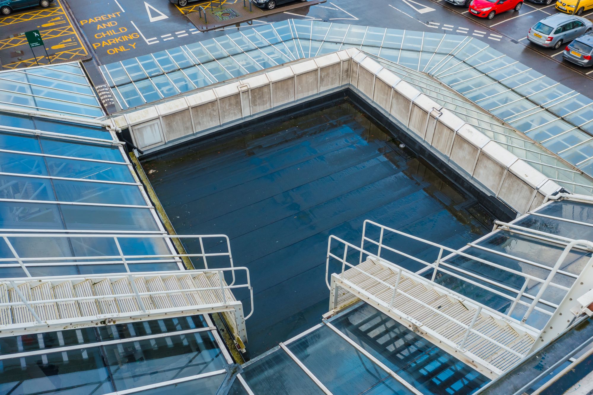 BMI UK | Waitrose Sheffield with Profiles & Sealoflex