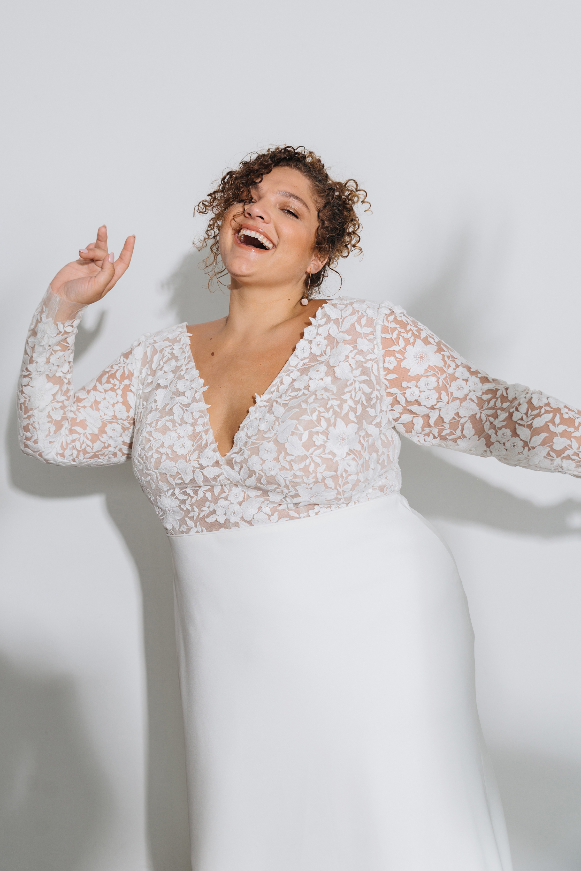 Julian by Jenny Yoo | Shop Online Now