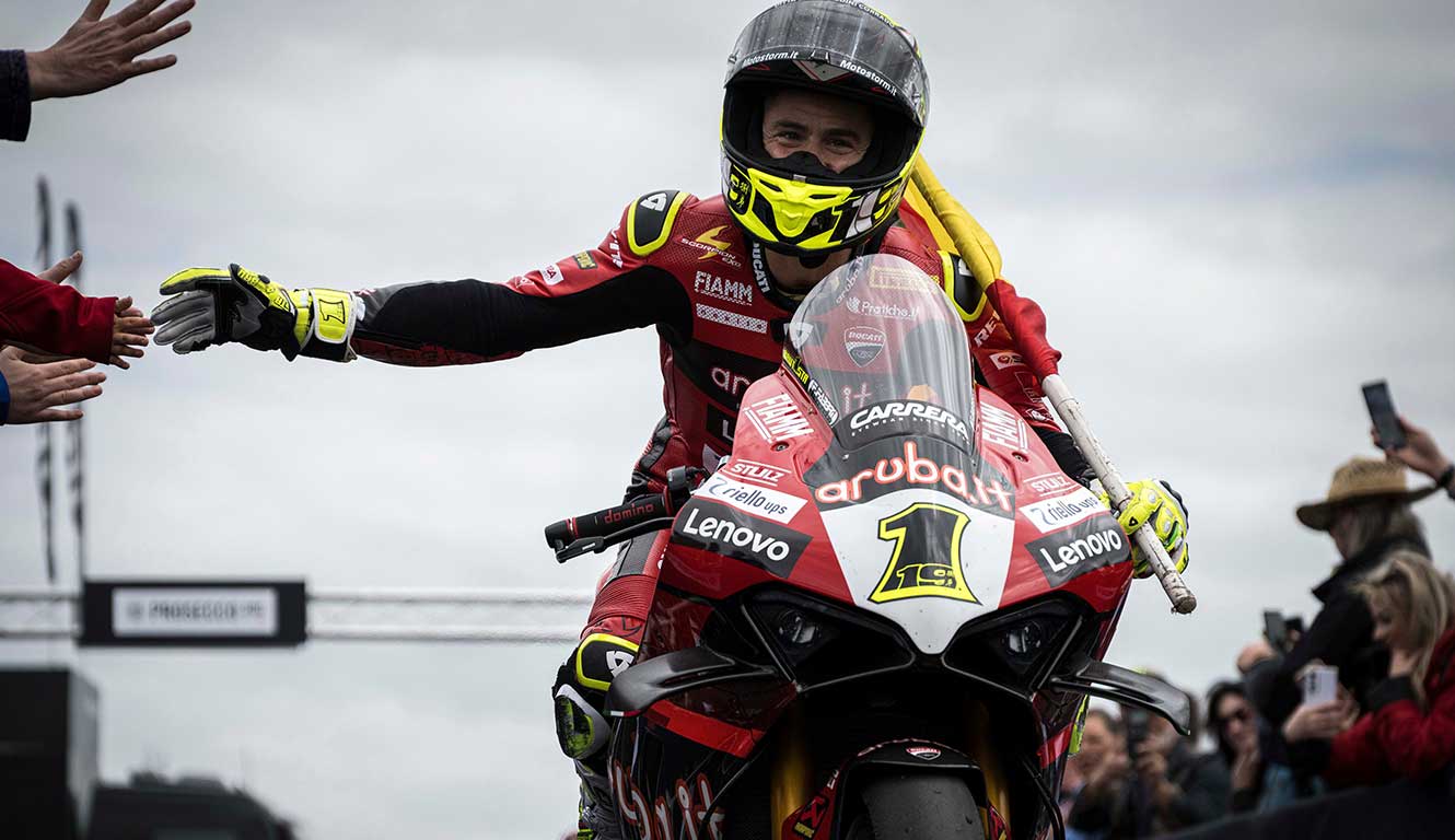 Decimosexta victoria de la temporada para un extraordinario Bautista ...