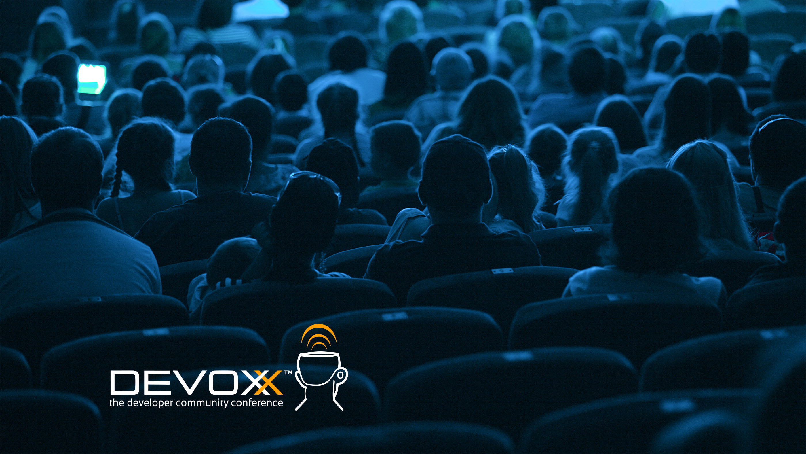 Flowable at Devoxx Belgium: Taming the event chaos with a workflow engine Flowable at Devoxx Belgium: Taming the event chaos with a workflow engine