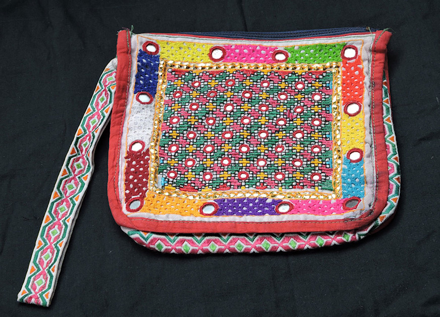A Modern-Style Dowry Bag with Traditional Embroidery | PieceWork