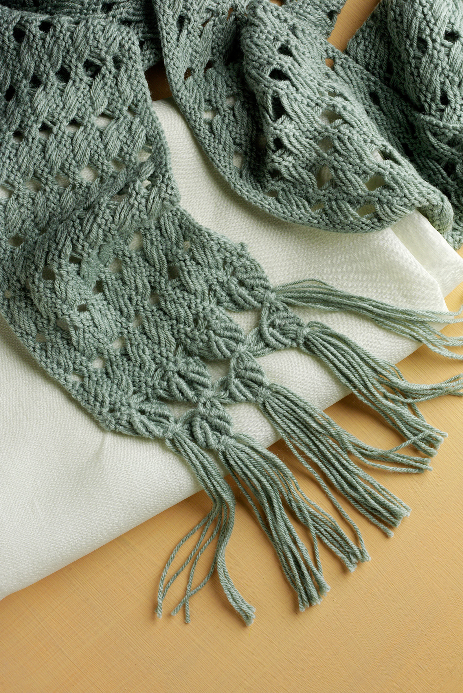 Mad for Macramé Lace | PieceWork