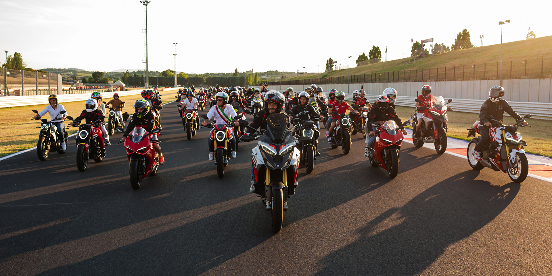Record-breaking World Ducati Week 2024 parade leads the big ...