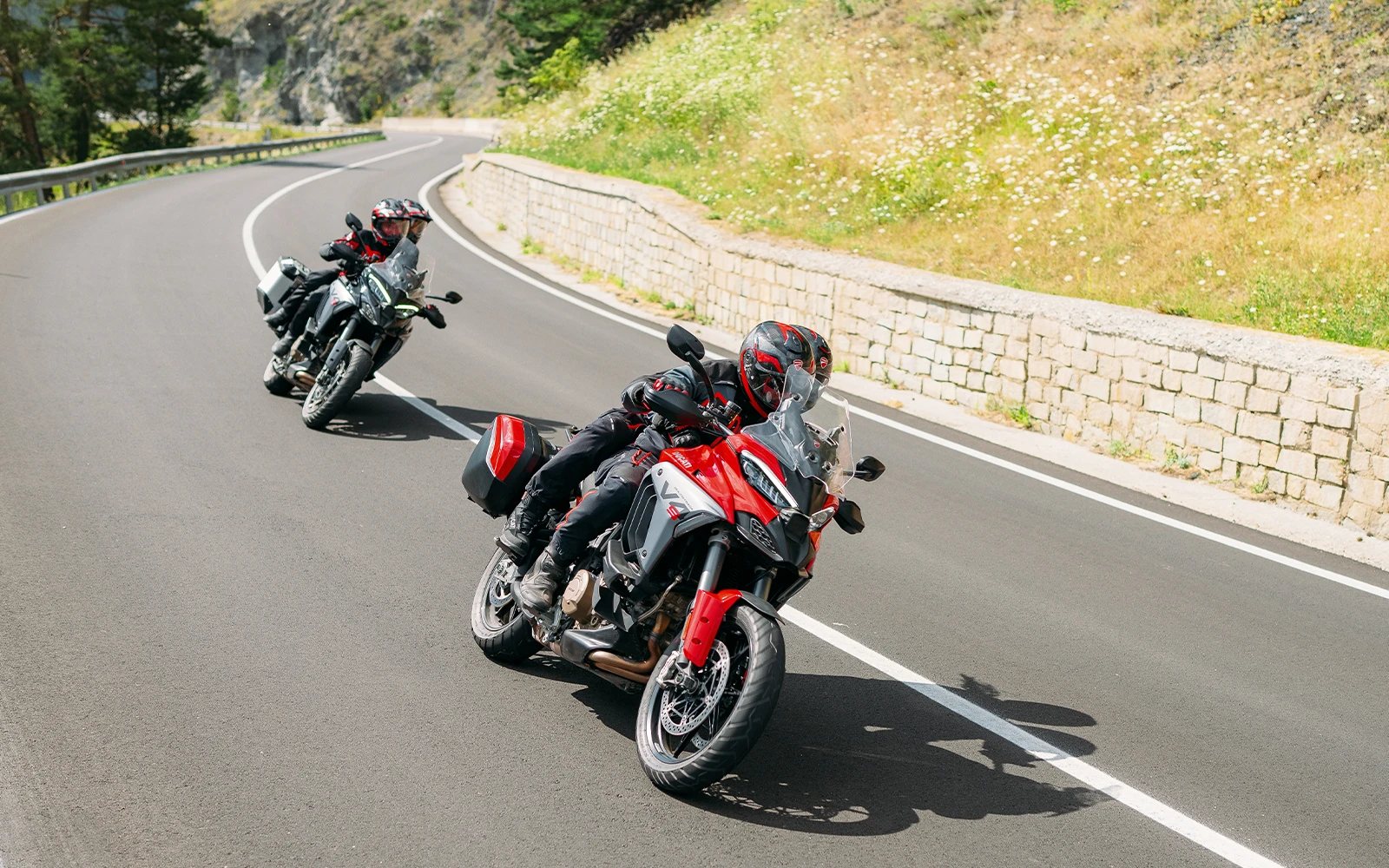 Ducati Multistrada V4 – Low APR Representative | UK Finance