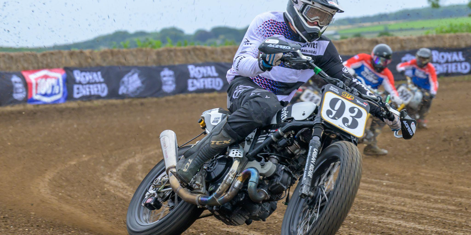 Jack Bell a three-time Hooligan Champion after a clean sweep of ...