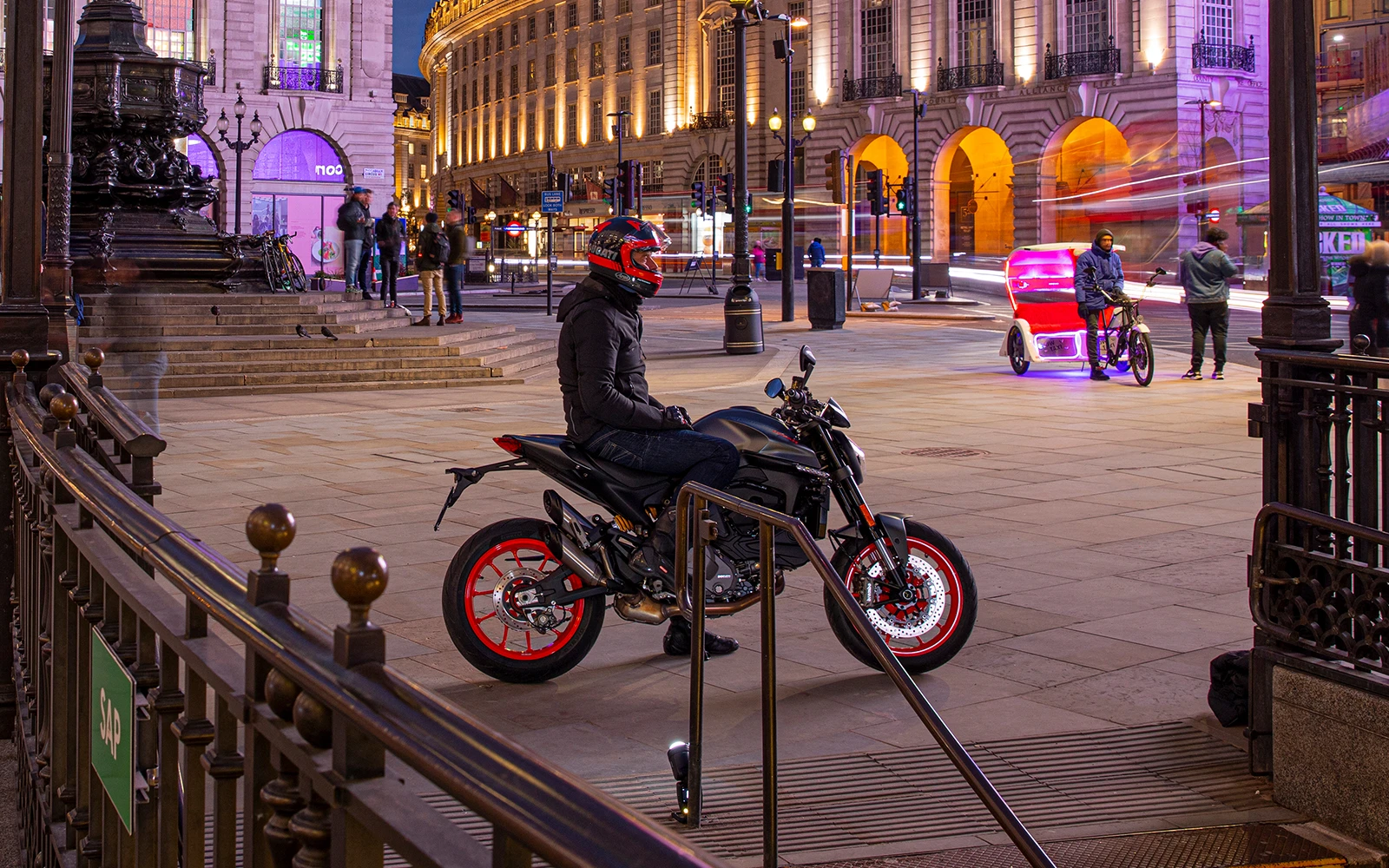 Monster Press Reviews – Tests, Quotes & Awards | Ducati UK