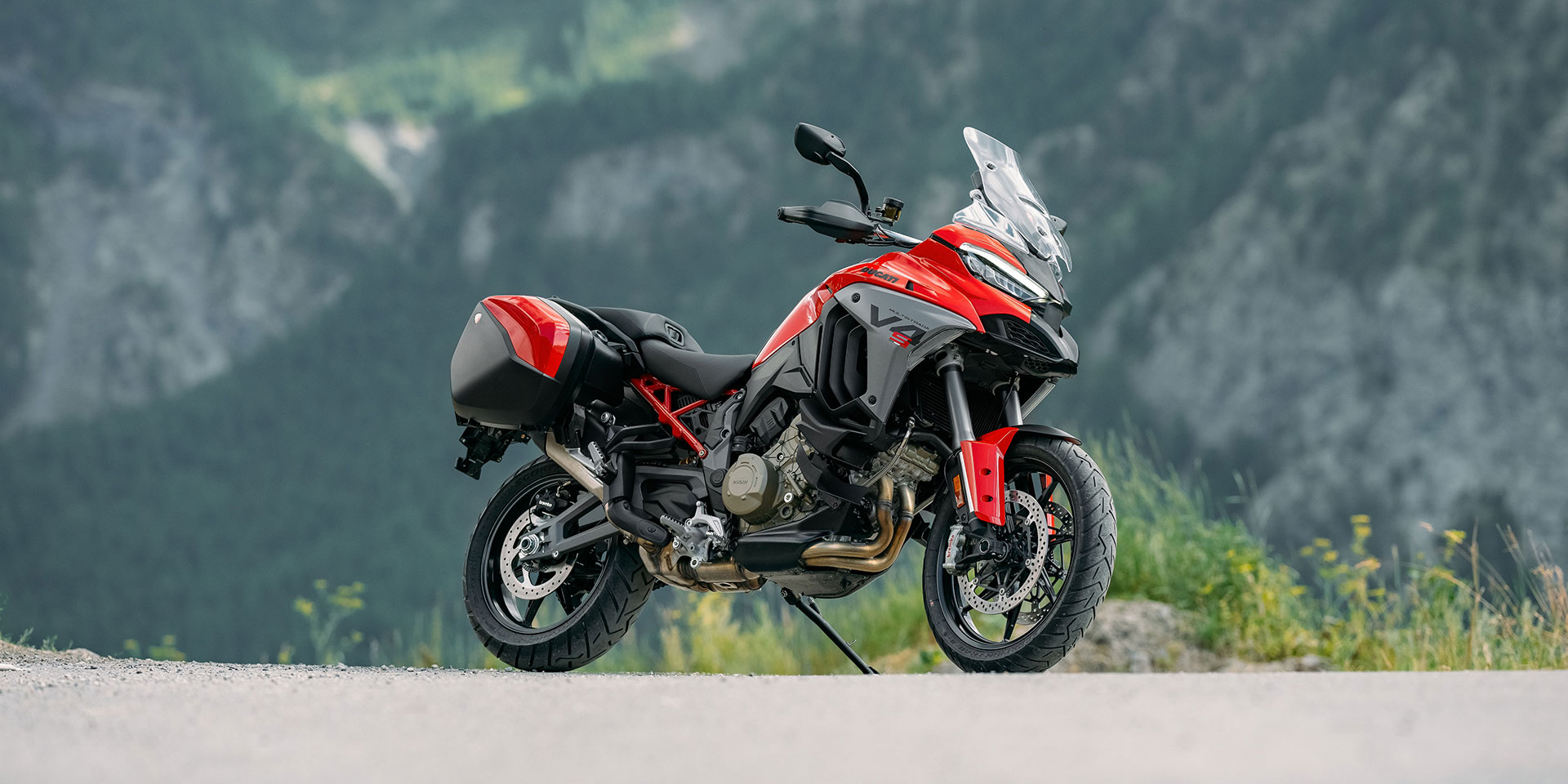Ducati unveils the new Multistrada V4, V4 S and Pikes Peak 2025