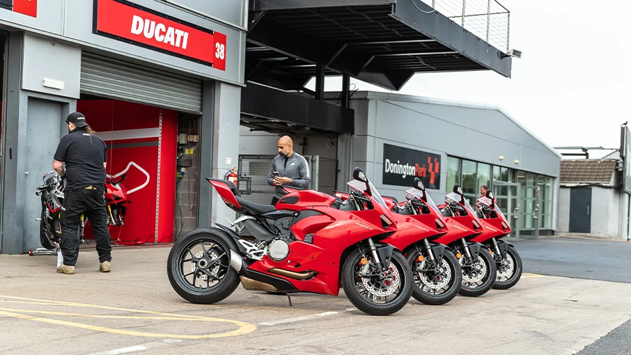 Unleash Your Ducati on the Track with Ducati Track Days | Experience ...
