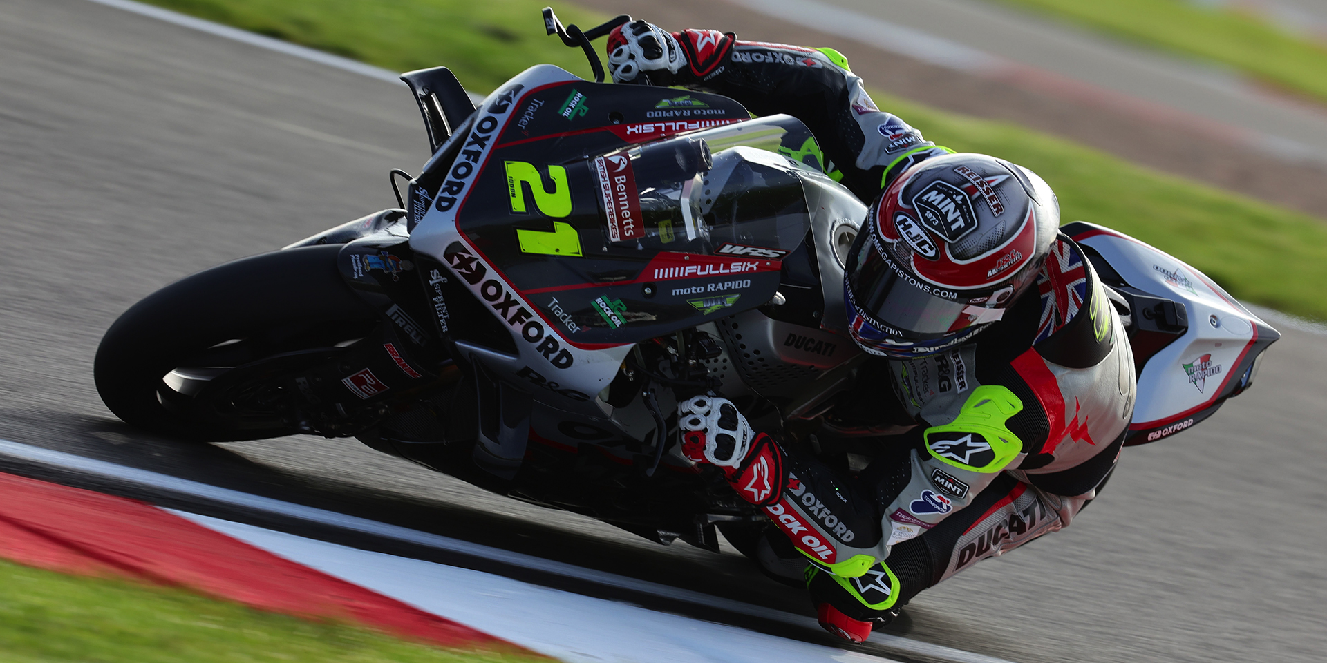 Double podium for Christian Iddon at Donington