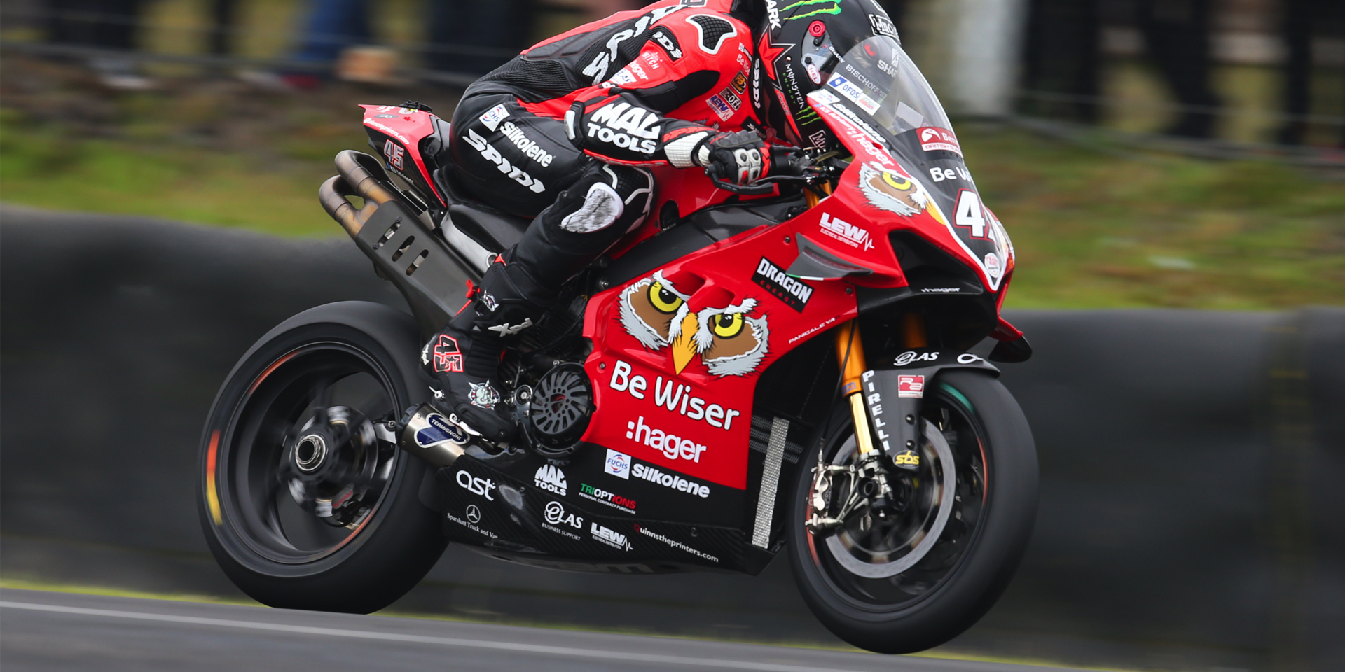 Scottish victory for Redding after he wins Race 2 at Knockhill