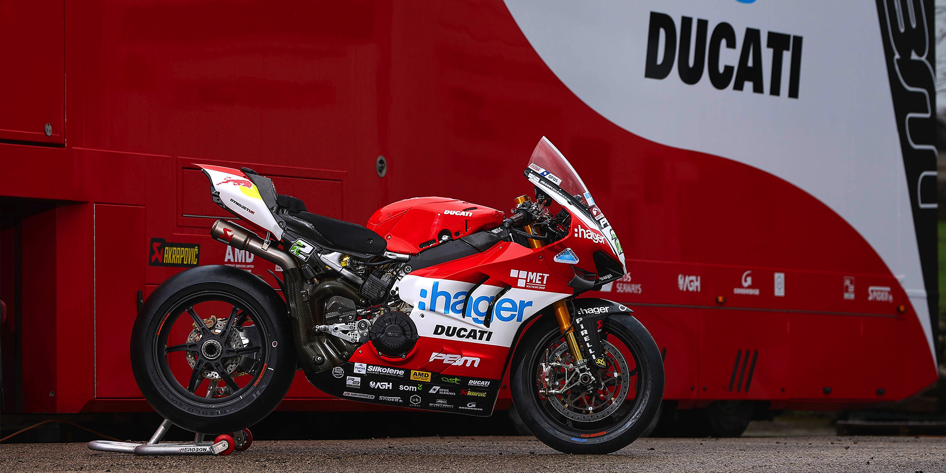PBM Racing Team and Hager power into a new title sponsorship partnership