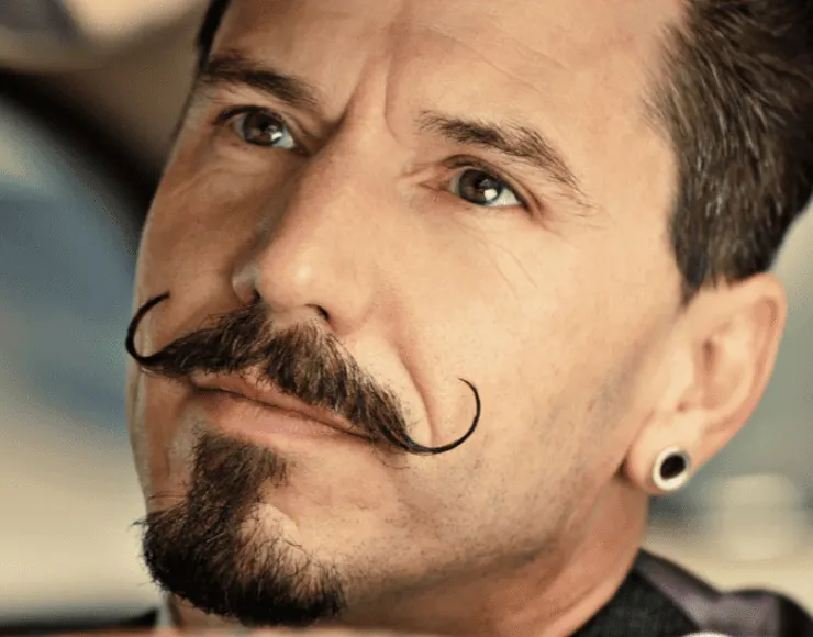 Mustaschvax, olja eller balsam? Våra bästa tips | Gillette SE