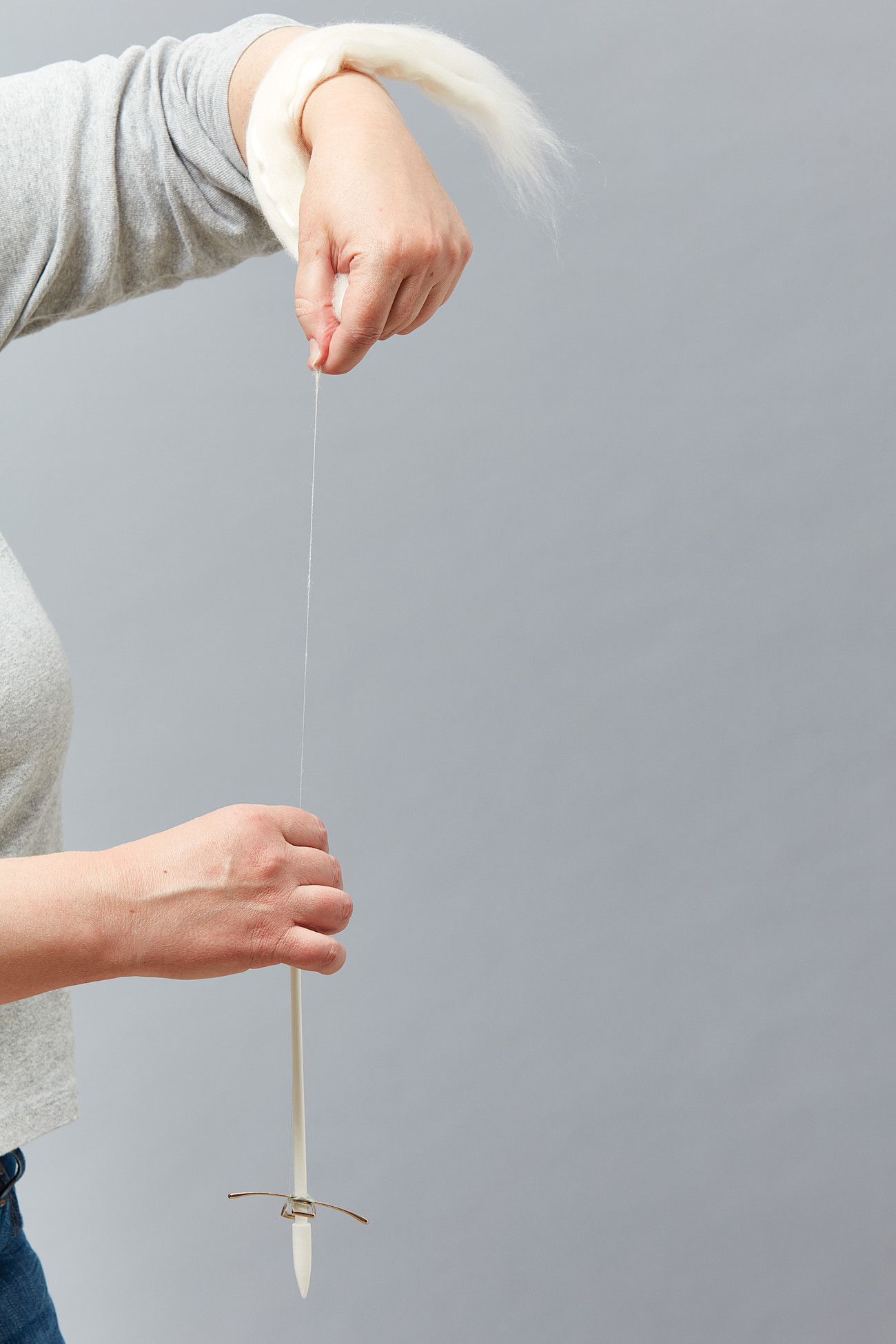 5 Tips for Spinning with a Distaff | Spin Off