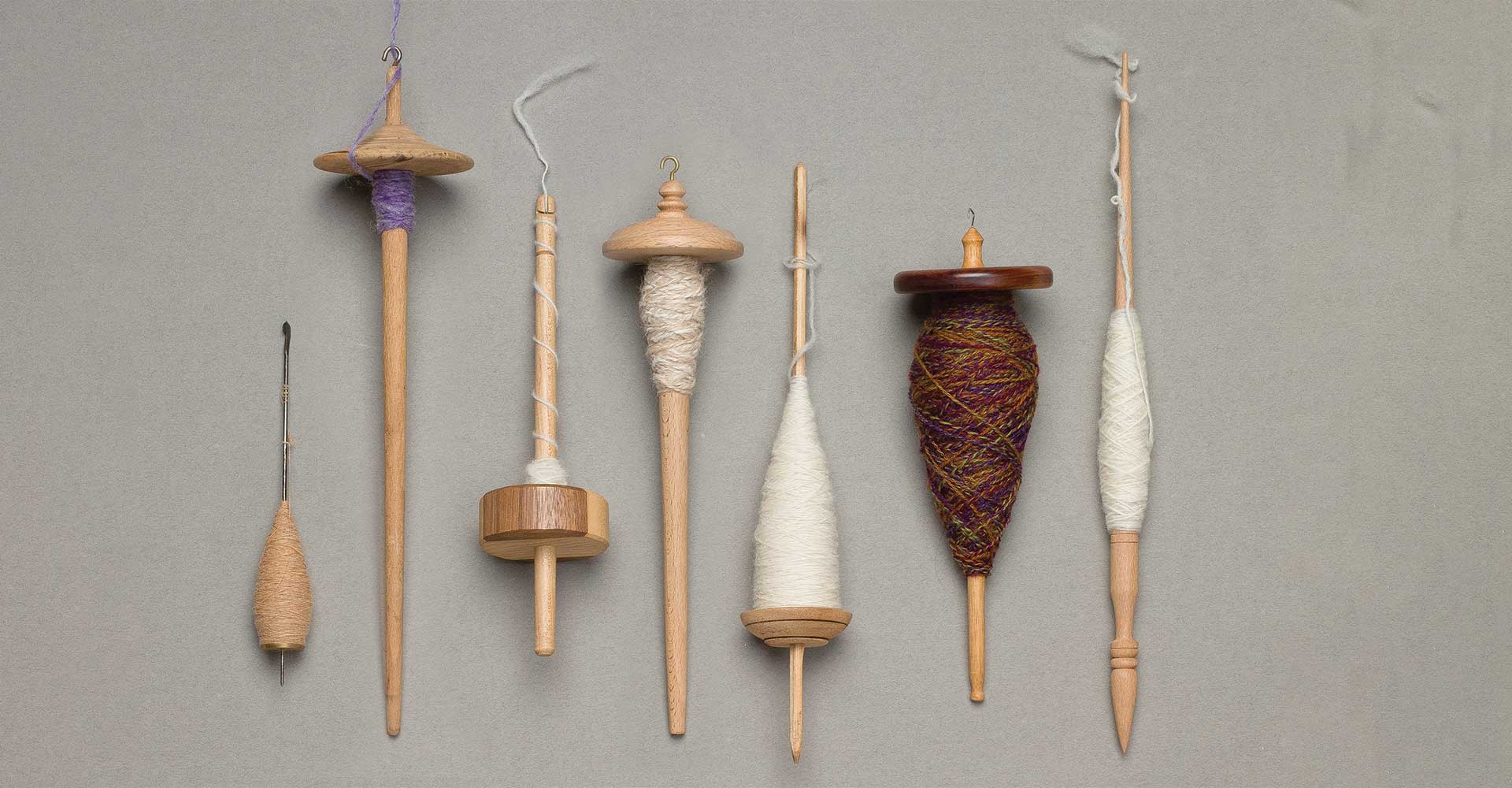Spindle for spinning with a base of wood of the elm #V24 Spinning ...