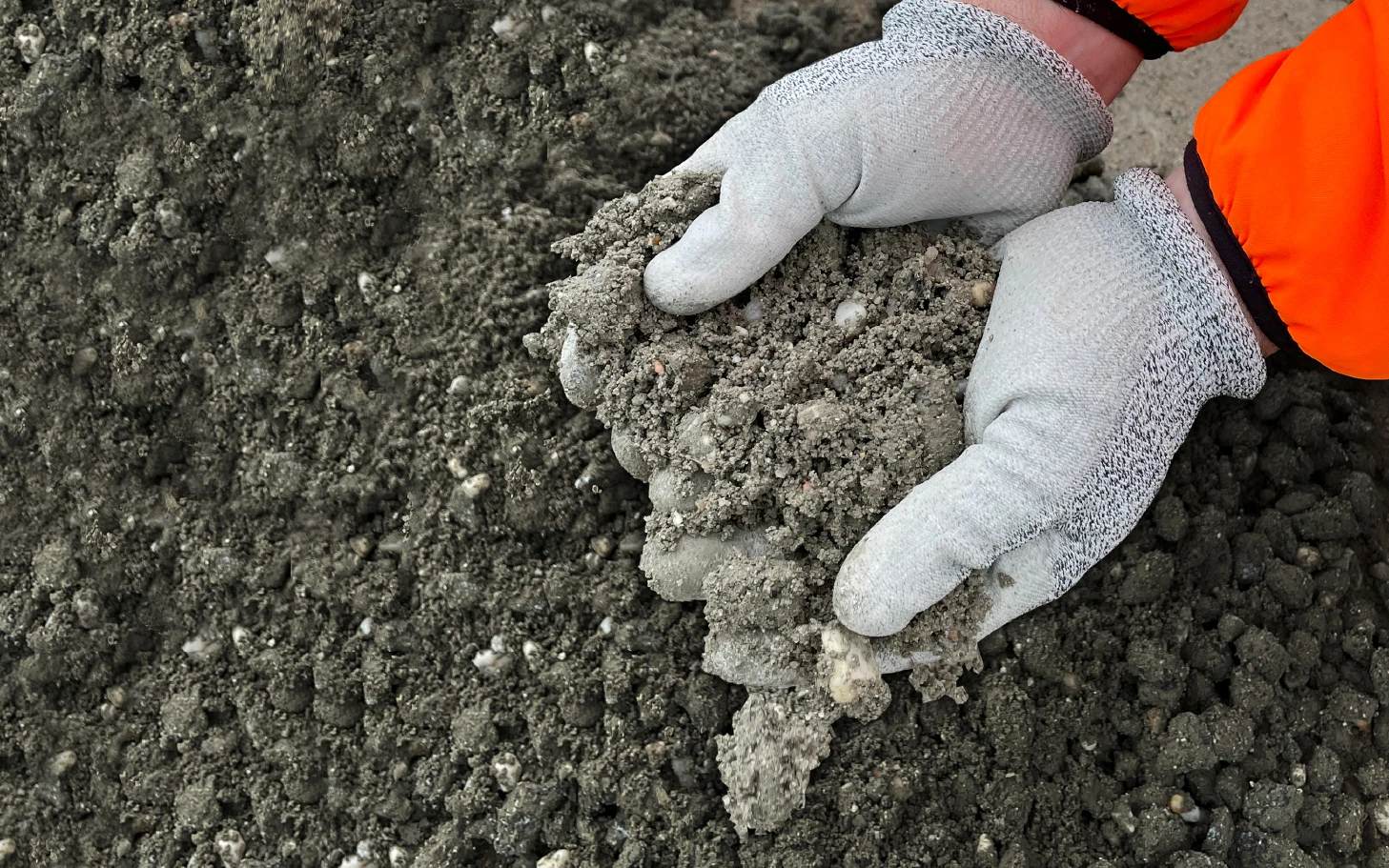 MasterEase 5000 – Improves Concrete Handling