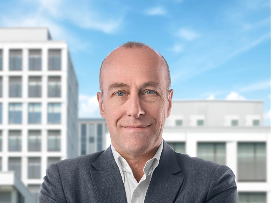 CEO & management team