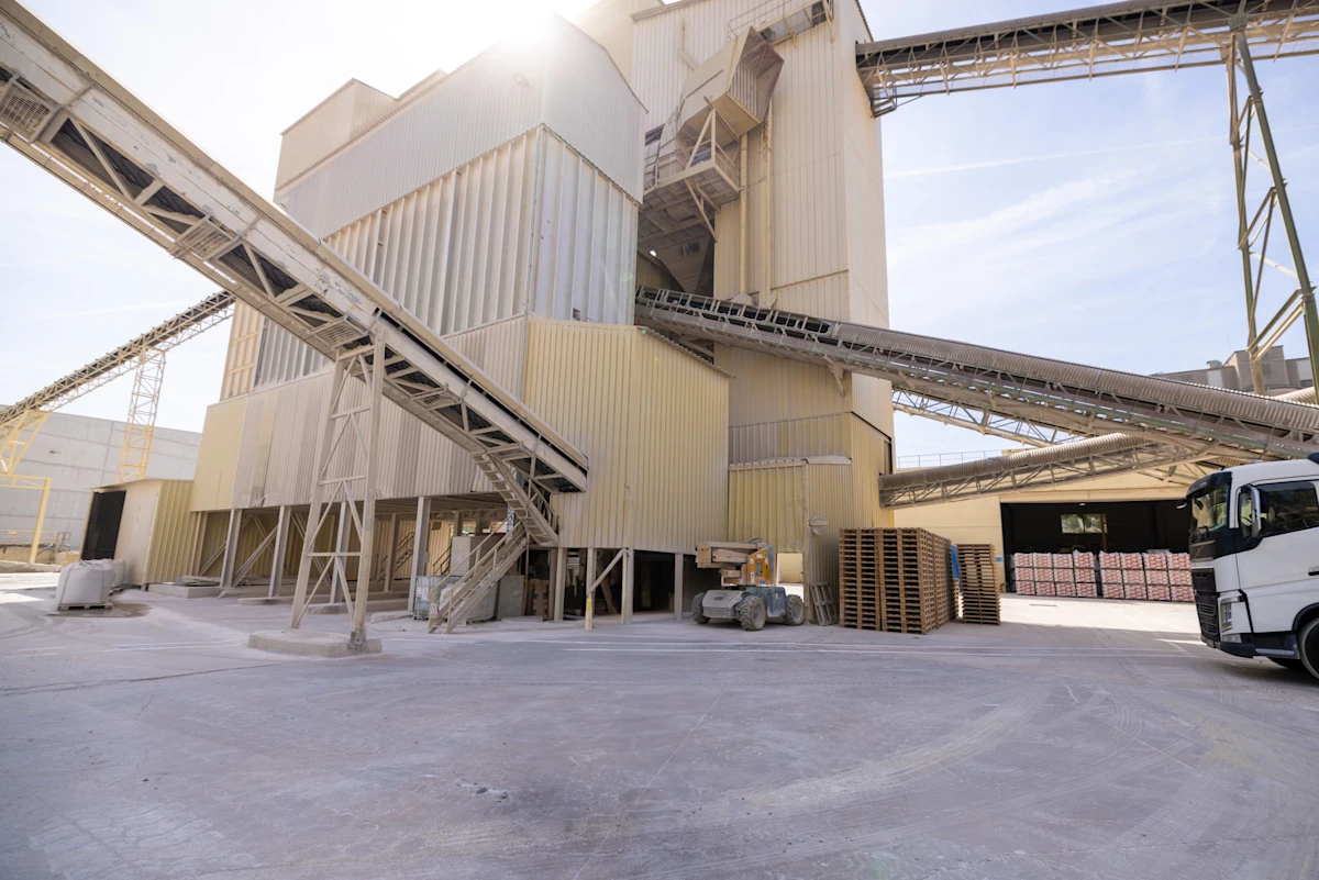 Fibras de refuerzo MasterFiber para hormigón