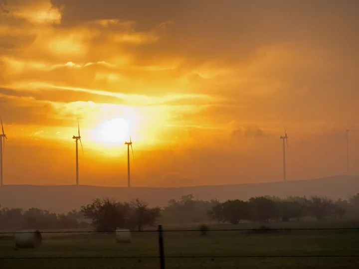 The Largest Wind Farm in the U.S. Is Growing in Oklahoma. It's a Sign ...