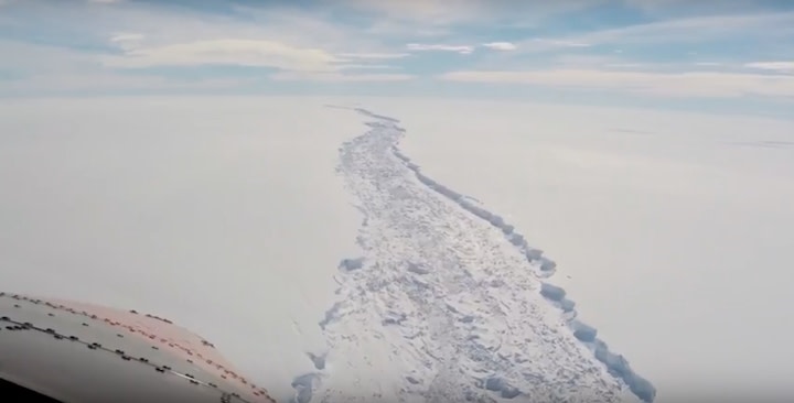 The Larsen C Iceberg Finally Broke Away. Now There’s a Trillion-Ton ...