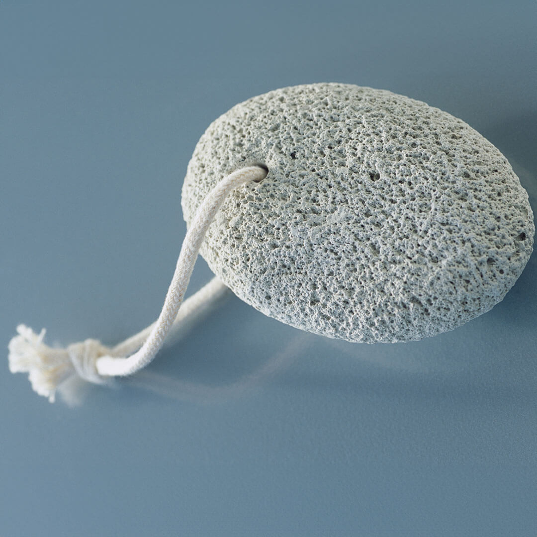 How to Use a Pumice Stone, According to an Expert | IPSY