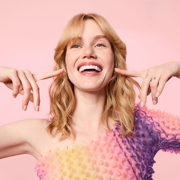 How to Get Glowing Makeup: Step-by-Step From a Makeup Artist | IPSY