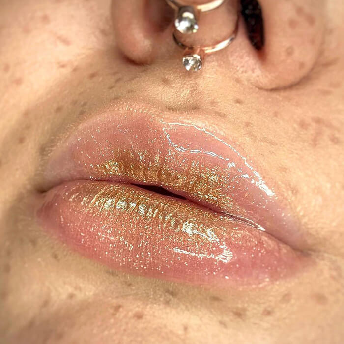 Behind the Honey Lip Trend Taking Over Tik, How to