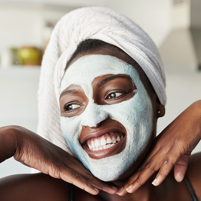 12 Best Mud Masks for Clear, Poreless Skin From Expert