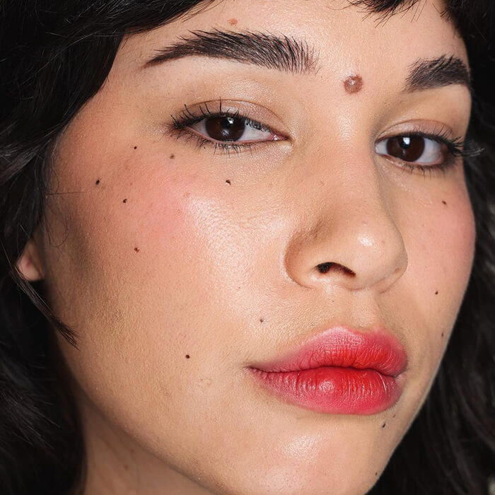 Blurred Lip Look, Stain Is the Hottest Lip Trend