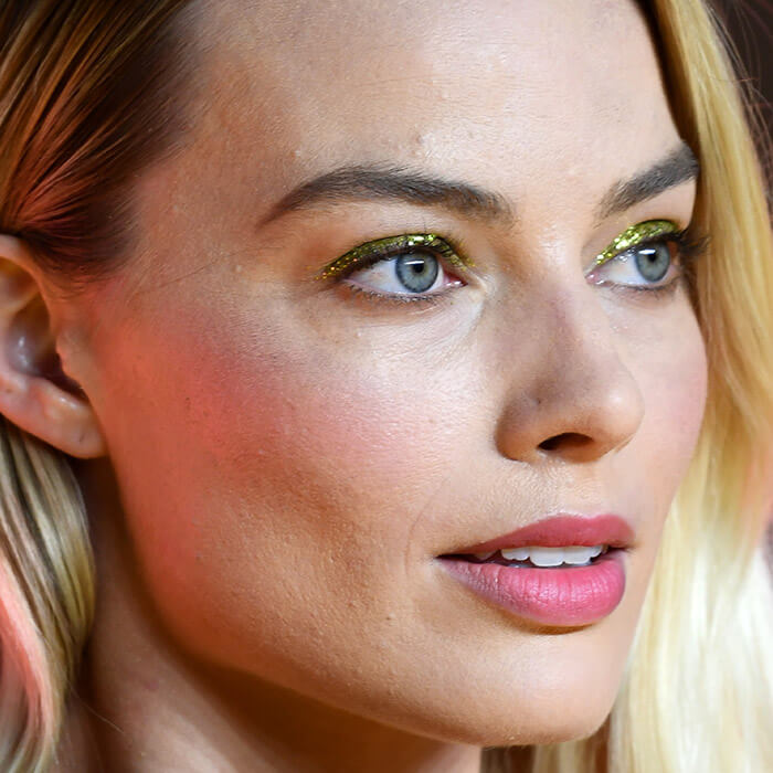 The 10 Best Gold Eyeshadows for Everyone