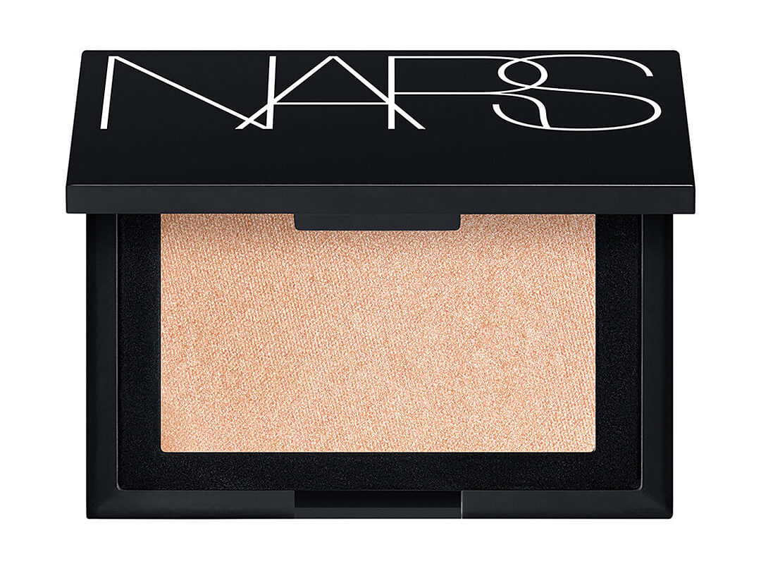 13 Best Non Glittery Highlighters IPSY