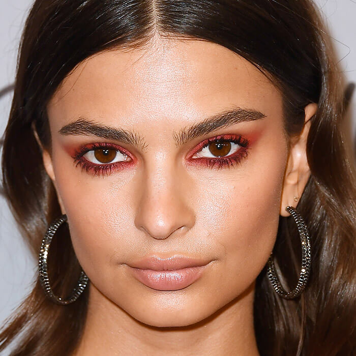 Red Eyeliner: How to Pull It Off + Red Liner Looks