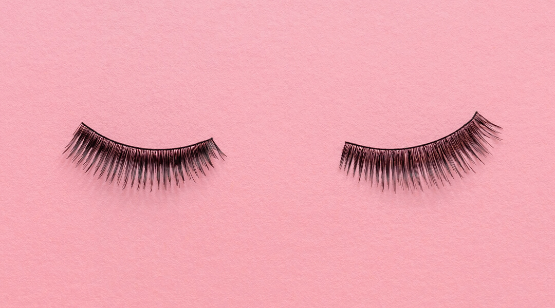Eyelashes Falling Out? Here are 6 Reasons Why…and How to Fix It
