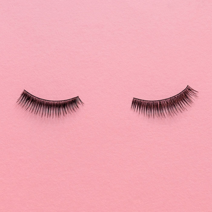 Eyelashes Falling Out? Here are 6 Reasons Why…and How to Fix It