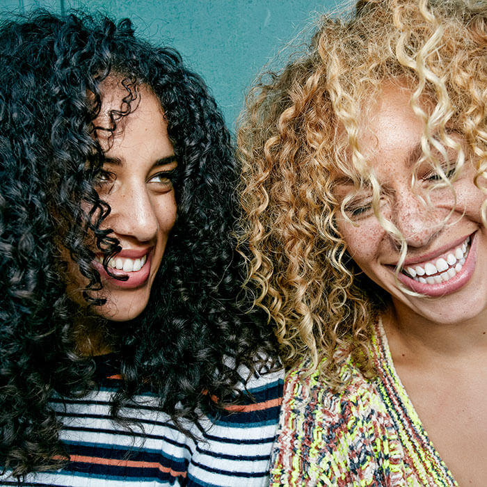 How to Refresh Curls: 6 Tips for Refreshing Curls from Experts | IPSY