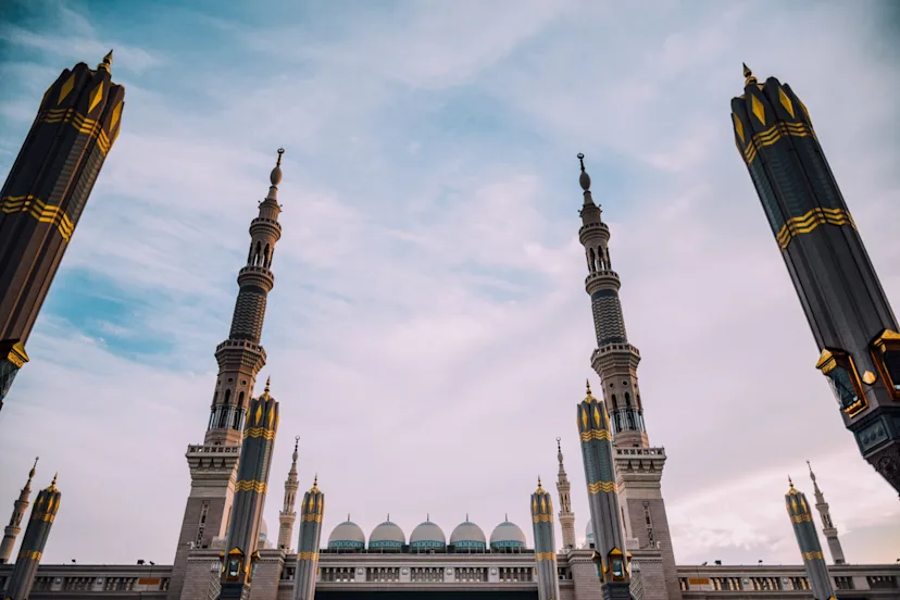 Employer of Record & Payroll Services in Saudi Arabia | Remote