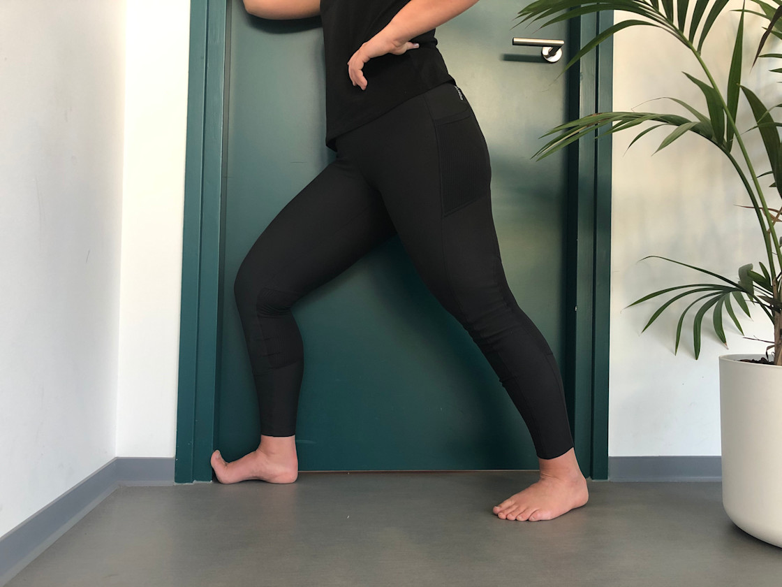 Heel pain (Sever’s disease) | Yourbody.coach | Exercises | Pain | Online
